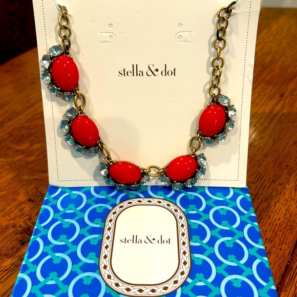 Stella & Dot | Jewelry | Retired Stella Dot 8 Inch Red And Blue Eye ...